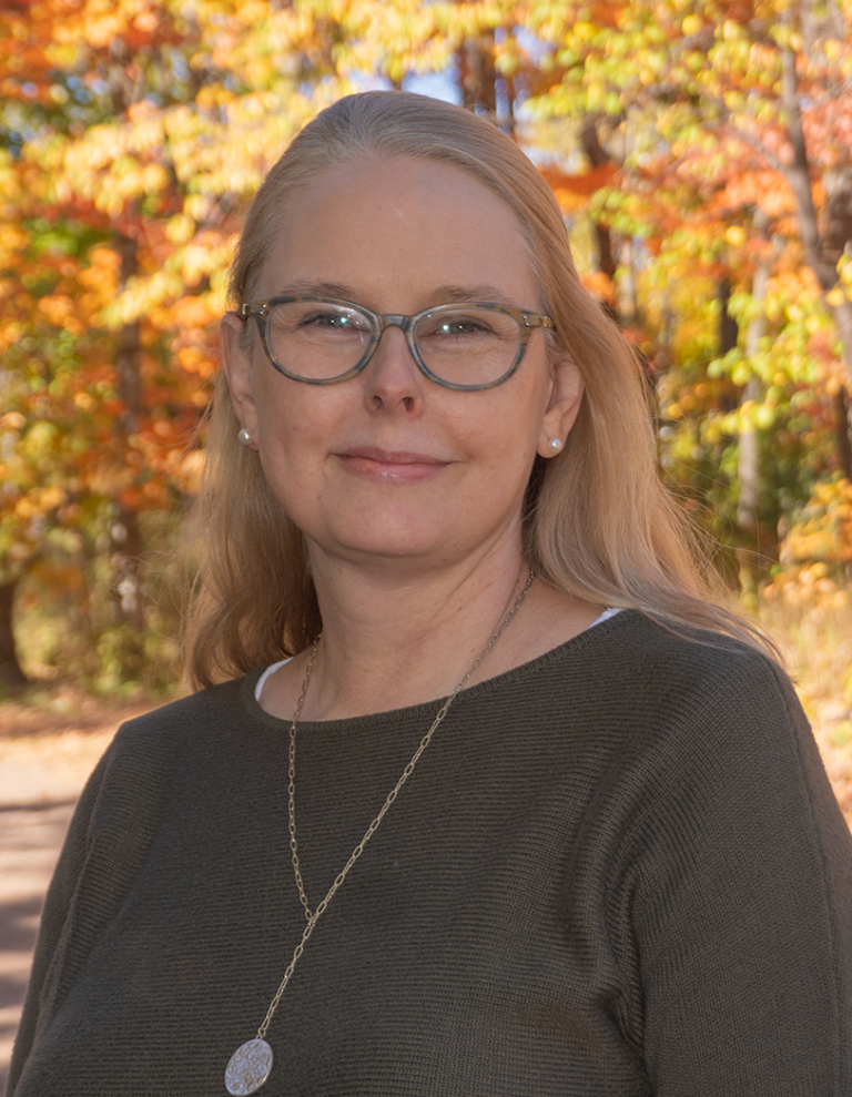 Board Biography Schele Smith